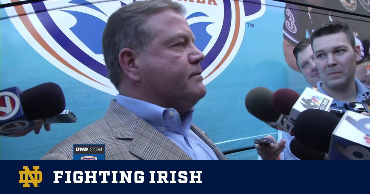 Coach Kelly – Miami Arrival Interview – Notre Dame Fighting Irish ...