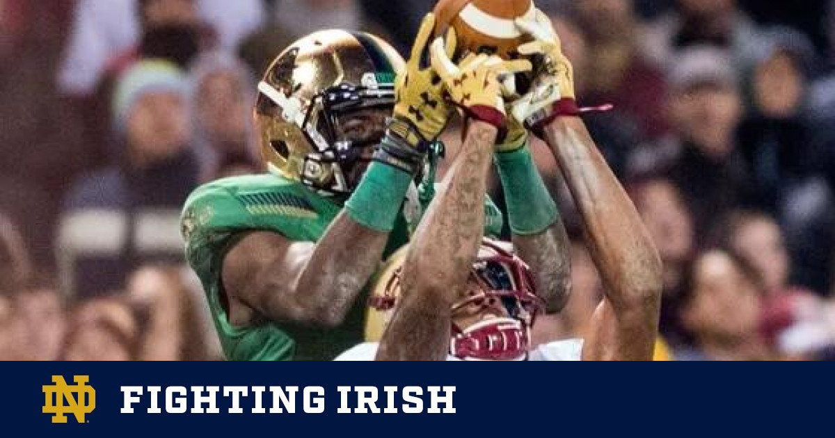 #5 Irish Defeat Boston College 19-16 at Fenway Park – Notre Dame ...