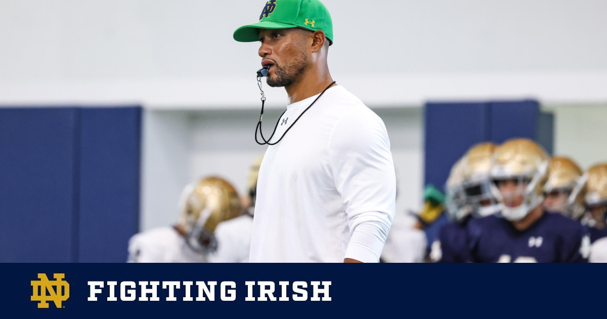 How Marcus Freeman handled change, excitement on Fall Camp Day 1 – Notre Dame Fighting Irish ...