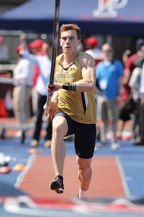 Richartz Wins Pole Vault On Final Day Of Penn Relays – Notre Dame ...