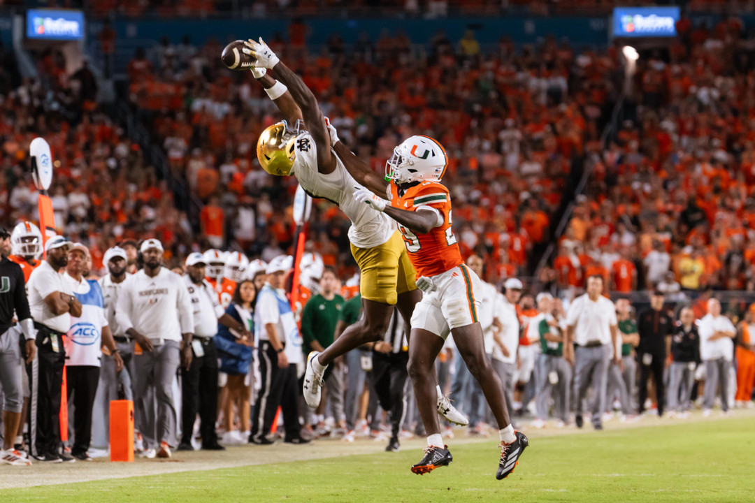 Notre Dame Falls In A Last-Second Thriller At Miami FL – Notre Dame Fighting Irish – Official ...