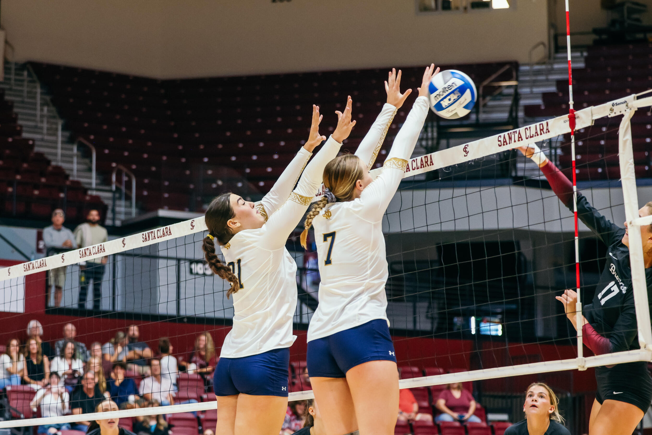 Irish Volleyball Starts The 2024 Season 2-0 – Notre Dame Fighting Irish ...